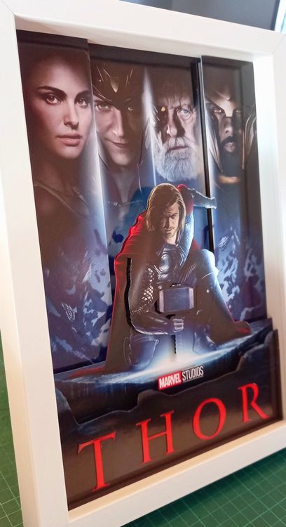 Thor Movie Poster Shadow Box Diorama (Neu (gemäss Beschreibung)) in ...