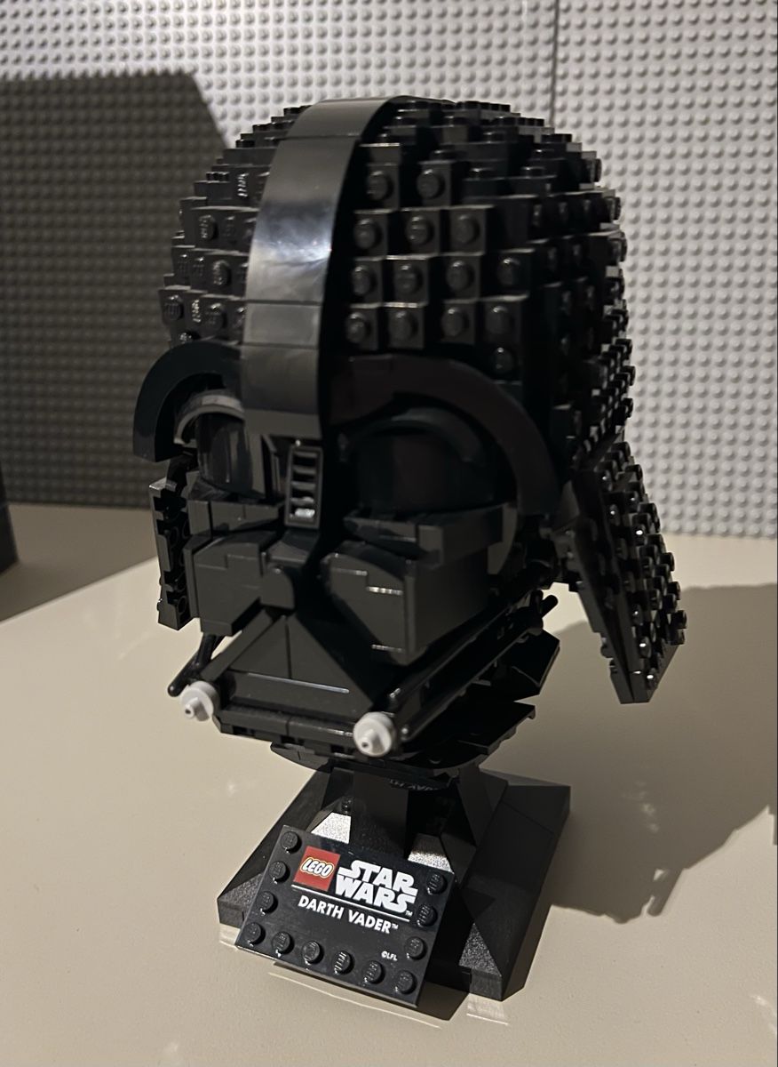 Lego Star Wars 75304 Darth Vader Helmet (Gebraucht) in Neuhausen für ...