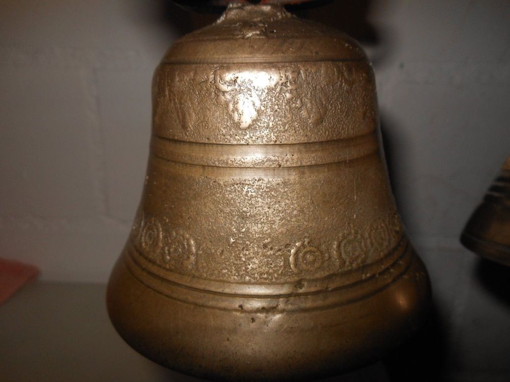 10 Glocken ab 1.00 Fr. (Gebraucht) in Birrhard für CHF 262 – mit ...