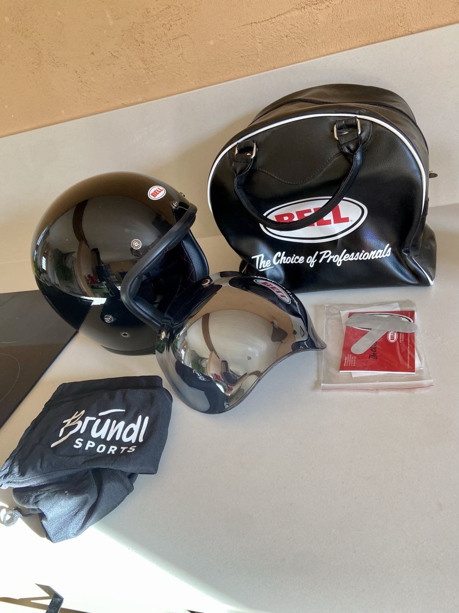 Bell Custom 500 Dot Helm🖤 (Neu und originalverpackt) in Solothurn für ...