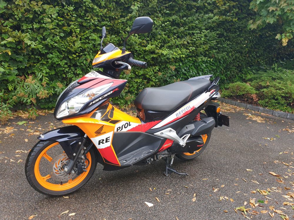 Honda NSC50R Repsol 50ccm Roller | Kaufen auf Ricardo