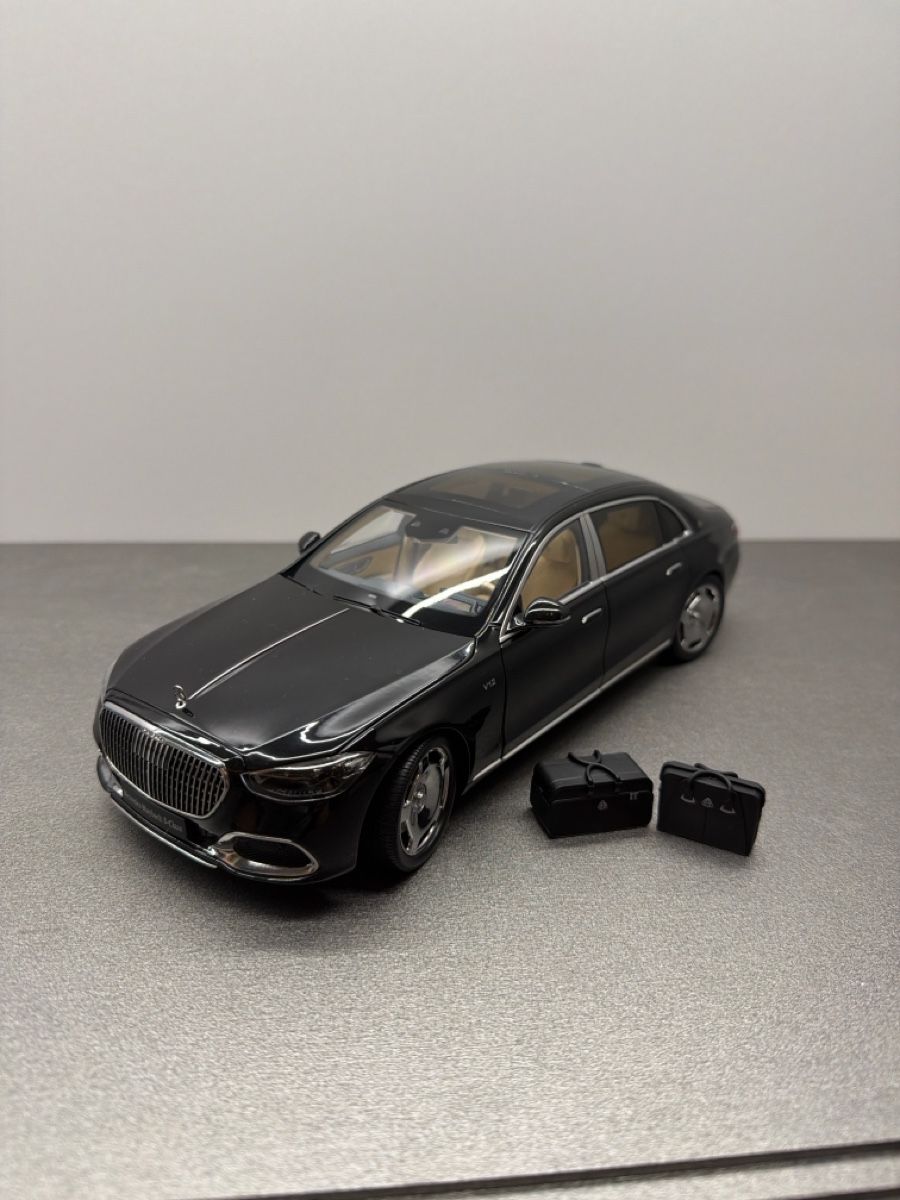 Mercedes Maybach S Klasse Almost Real (Neu (gemäss Beschreibung)) in ...