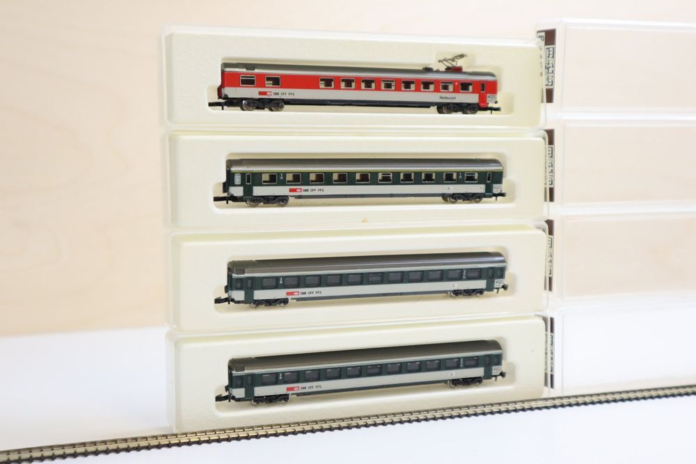 Märklin mini club 4 x SBB Personenwagen 8745 / 8746 / 8747 | Kaufen auf ...