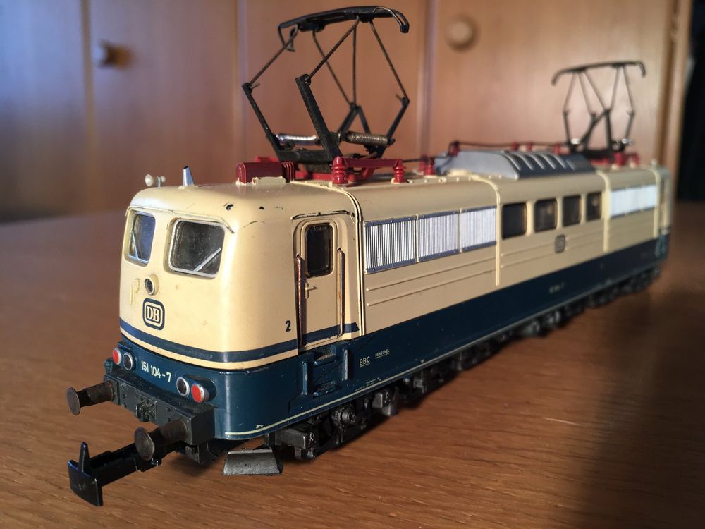 Märklin HO E-Lok 3058 BR 151104 6-Achsen, beige-blau | Kaufen auf Ricardo