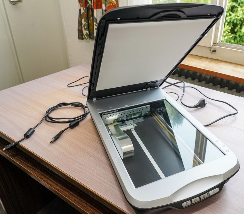 Epson Flachbett-Scanner Perfection V500 Photo | Kaufen auf Ricardo