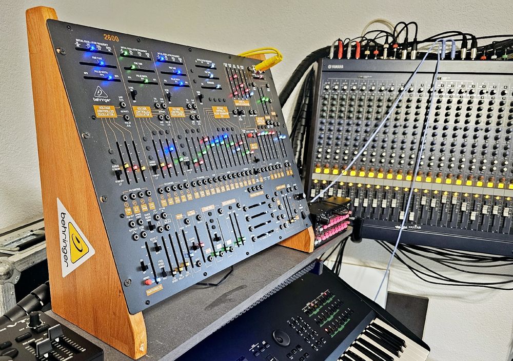 BEHRINGER (ARP) 2600 & KORG SQ1 SEQUENZER | Kaufen auf Ricardo