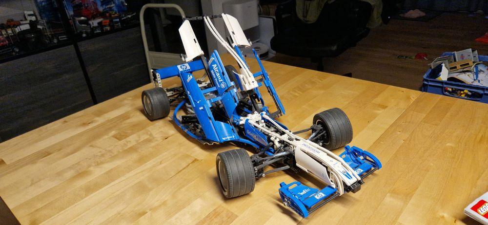 Lego Racers 8461 Williams F1 Rennauto (Gebraucht) in Schötz für CHF 20 – mit Lieferung auf ...