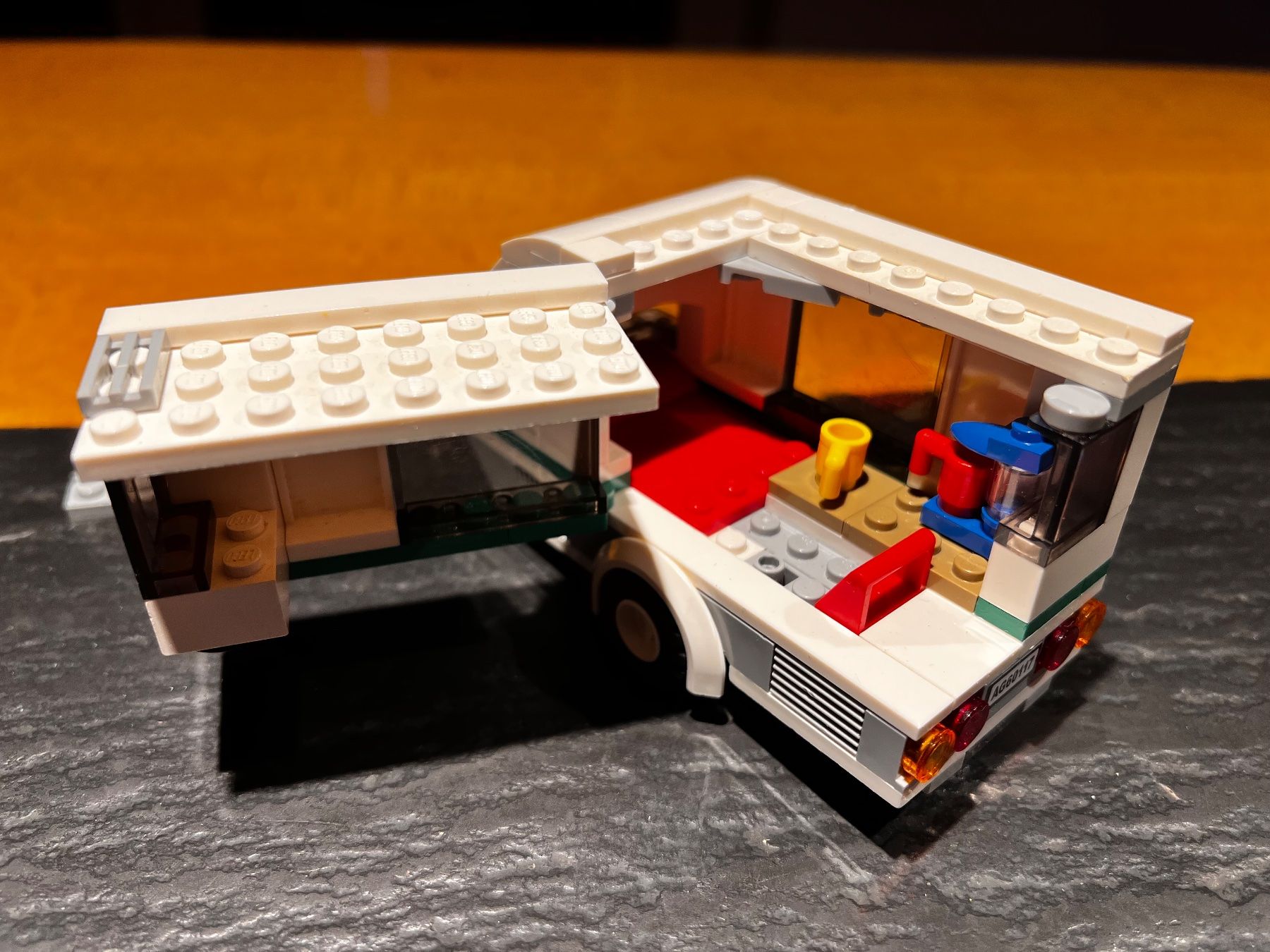 Lego City 60117 Camping Set Auto mit Wohnwagen aufklappbar (Gebraucht ...