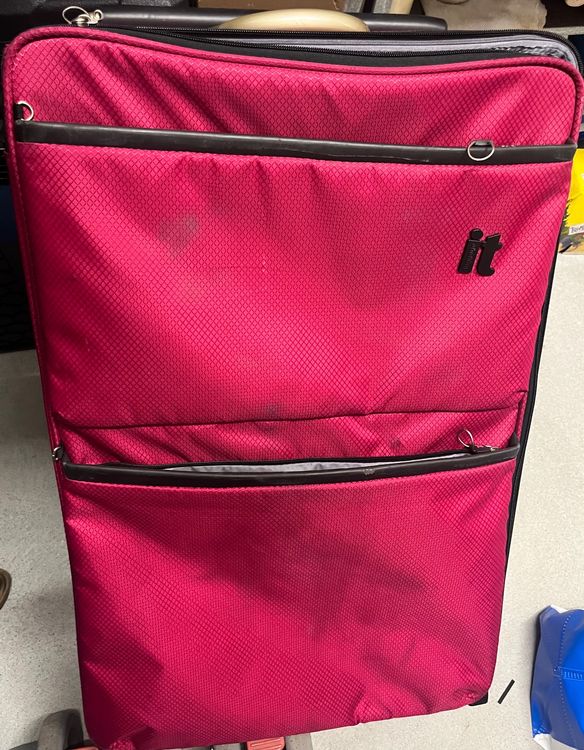 Gross und leicht Koffer von IT Luggage (Gebraucht) in Fribourg für CHF ...