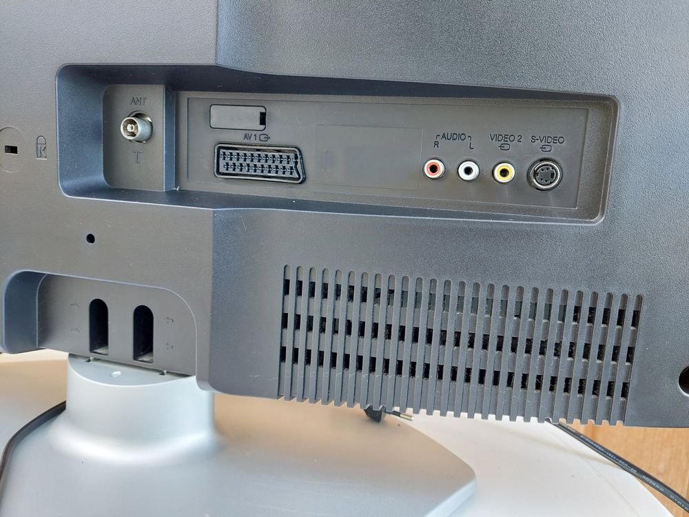 LCD TV Daewoo 20 Zoll ** DLP 20D7 --> Vintage (Gebraucht) in ...