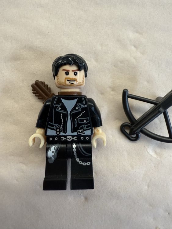 1 LEGO Figur Daryl Dixon The Walking Dead mit Armbrust (Gebraucht) in ...