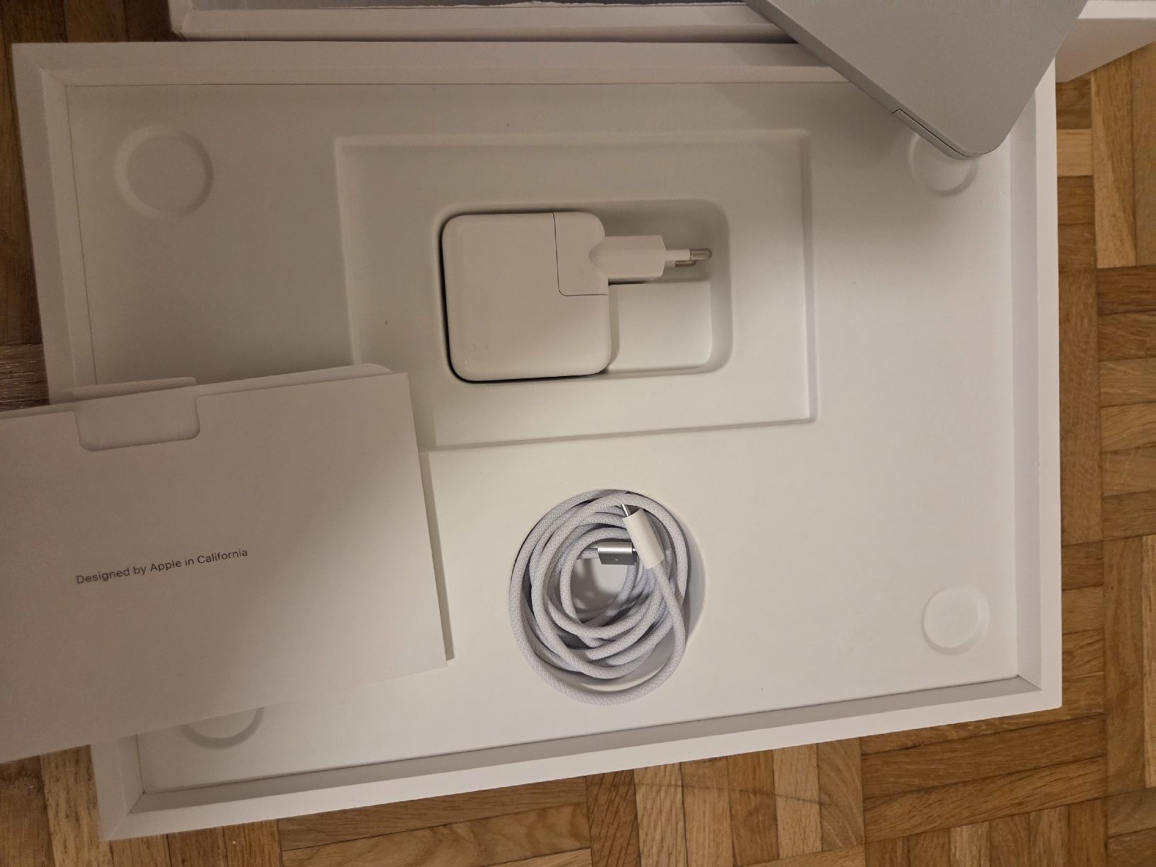 Apple MacBook Air M4 2025, 13.6", 512 GB (Neu und originalverpackt) in ...