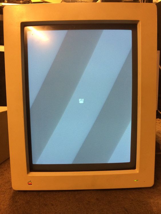 Macintosh Portrait Display | Kaufen auf Ricardo