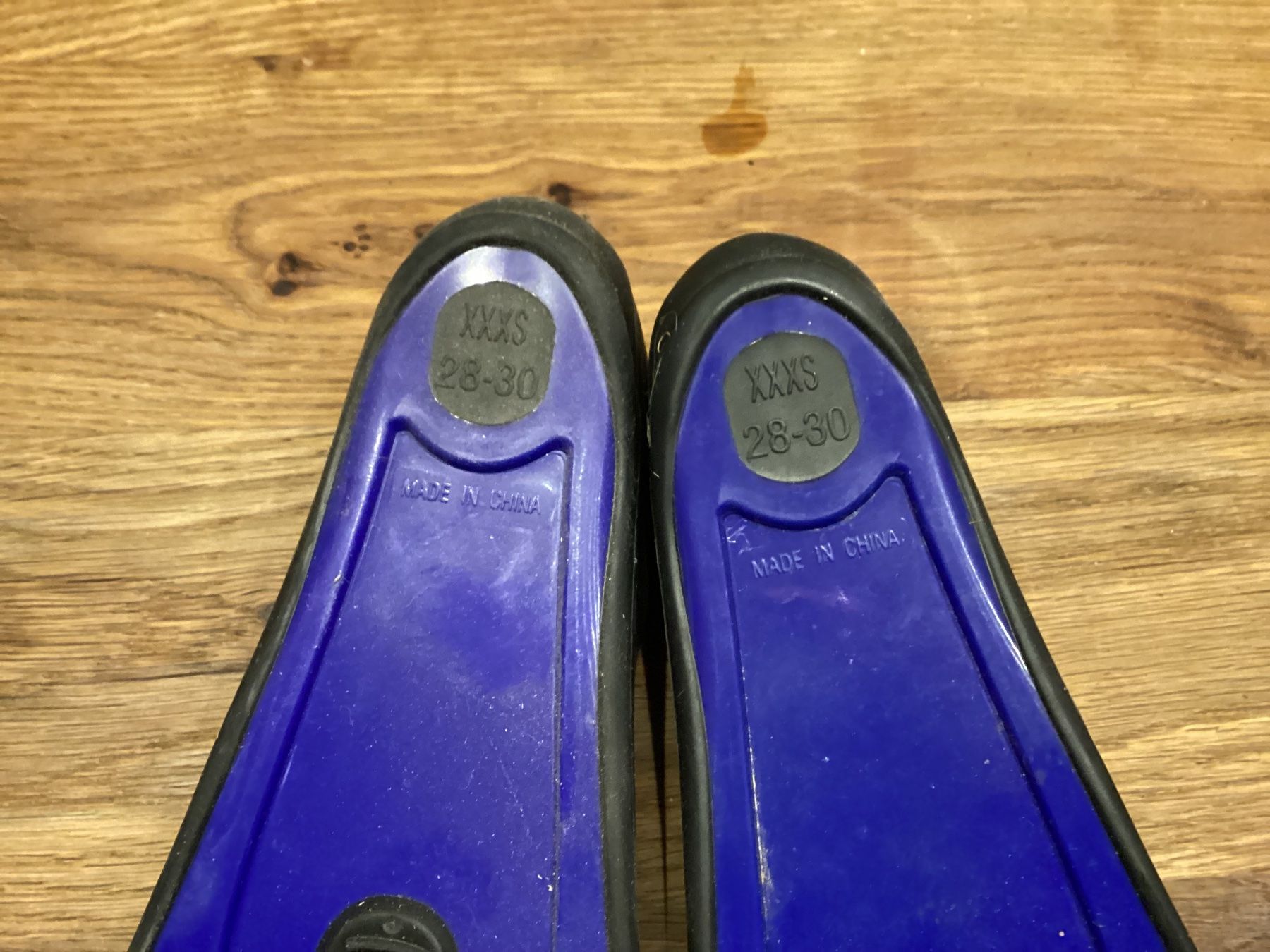 Flossen, Grösse 28-30 XXXS, (Neu (gemäss Beschreibung)) in Gretzenbach ...
