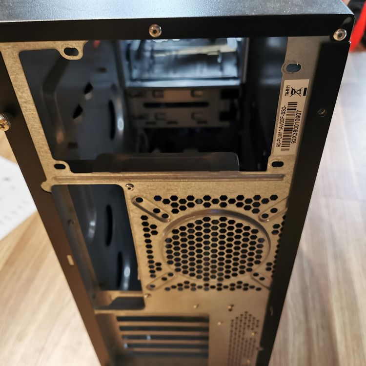ASUS Vento Tower (Gebraucht) in Dürrenroth für CHF 1 – nur Abholung auf ...