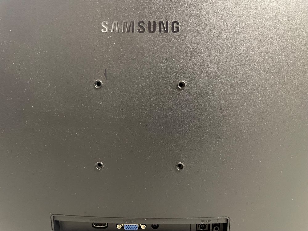 Samsung HDMI 27 inch Color display curved monitor (Gebraucht) in ...