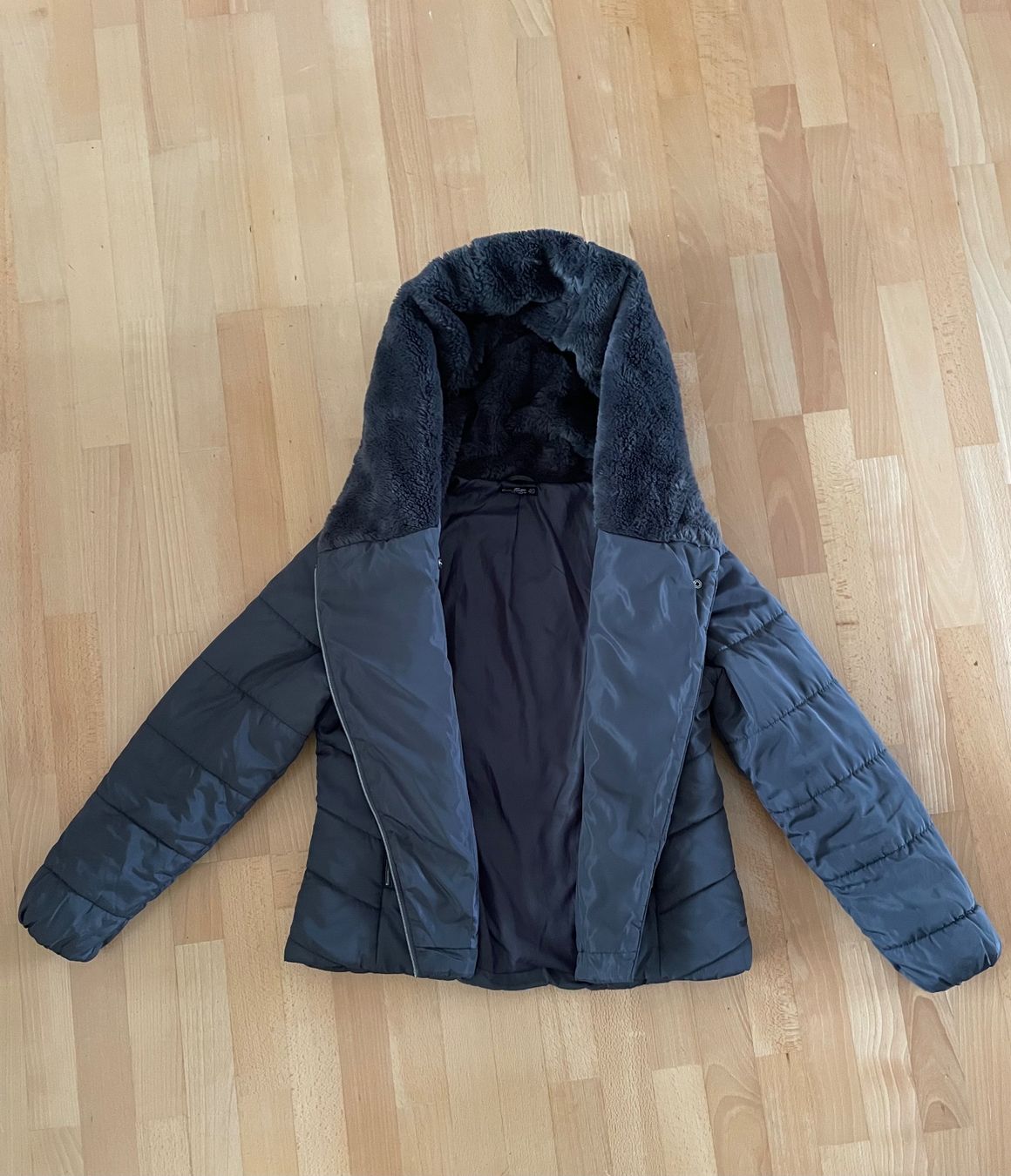Jacke Laura Torelli / wattiert / Gr. 40 / absolut neuwertig! (Gebraucht ...