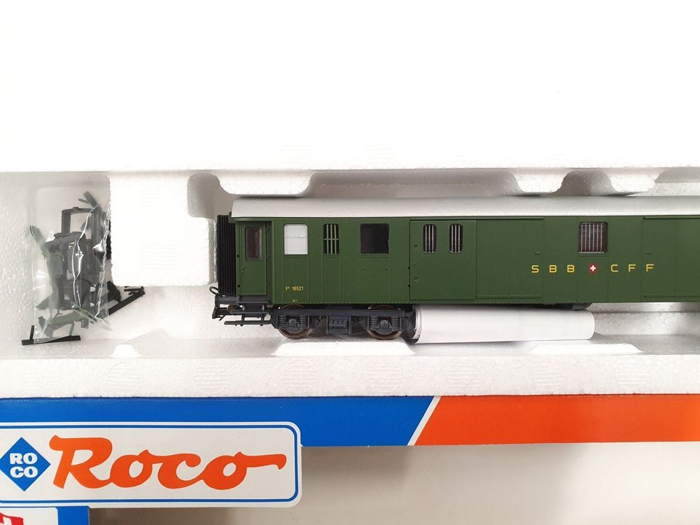 Roco 44880D/AKU SBB F4 18521 Gepäckwagen (Neu und originalverpackt) in ...
