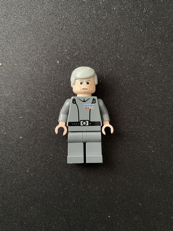 Lego Star Wars Figur Grand Moff Wilhuff Tarkin sw0157 | Kaufen auf Ricardo