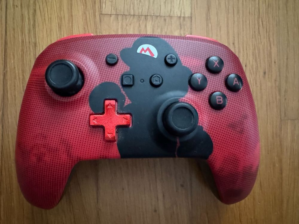 Nintendo Switch Pro Controller Mario (Gebraucht) in Zürich für CHF 34 ...