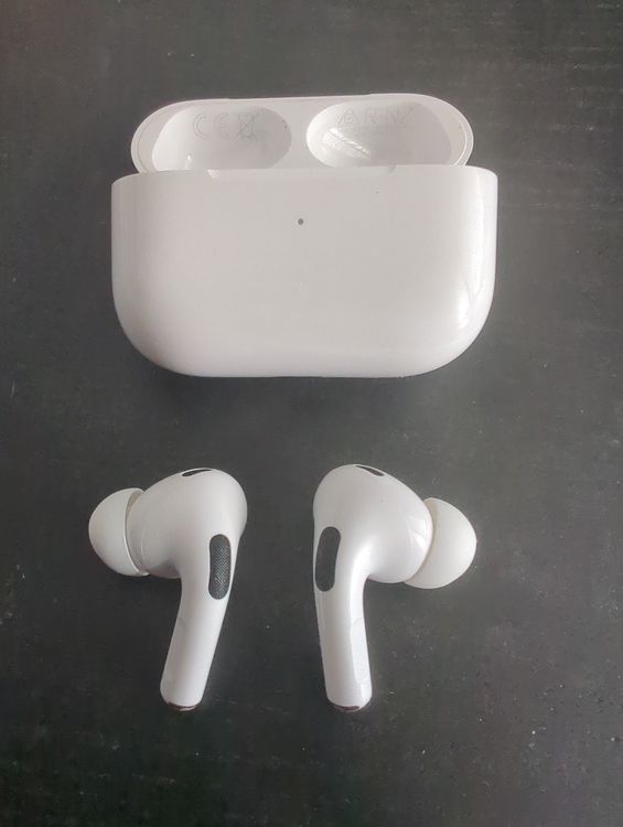 Apple Airpod Pro2 'Lightning' A2698 (Gebraucht) in Hohenrain für CHF ...