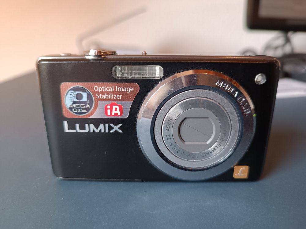 Kompaktkamera Panasonic Lumix DMC-FS6 | Kaufen auf Ricardo