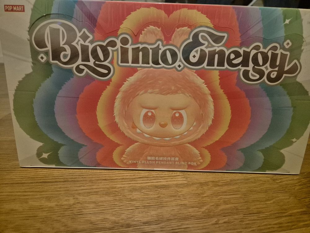 Labubu big into Energy 6er Pack (Neu und originalverpackt) in ...