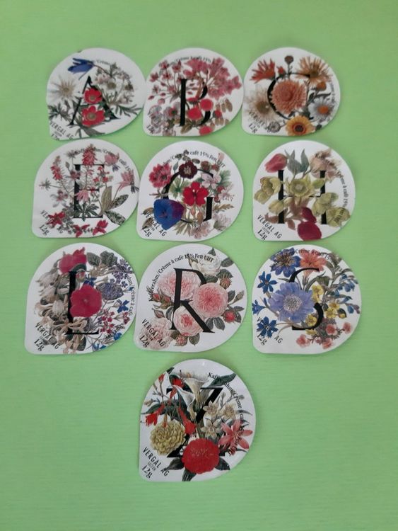 KRD aus Serie 109B Alphabet mit Gartenblumen 10 Stück (D'occasion) à Koblenz pour CHF 0.2 – avec ...