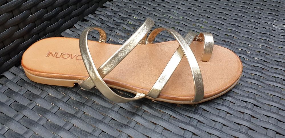 INUOVO Leder Sandalen gr 37 Neu(13) (Neu und originalverpackt) in Buttwil für CHF 21 – mit ...