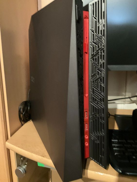 ASUS - ROG - i7 6700 - 16GB - Nividia GTX 1070 (Gebraucht) in Alt St ...