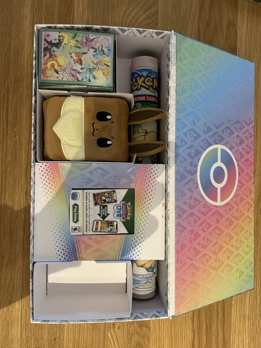 Prismatic Evolution Super Premium Collection ab 1.- Empty (Gebraucht ...