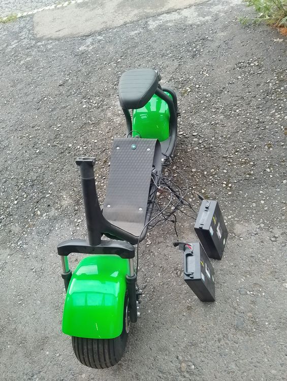 E-chopper , mit 2 Batterien Teile zum Basteln (Defekt) in eggersriet ...