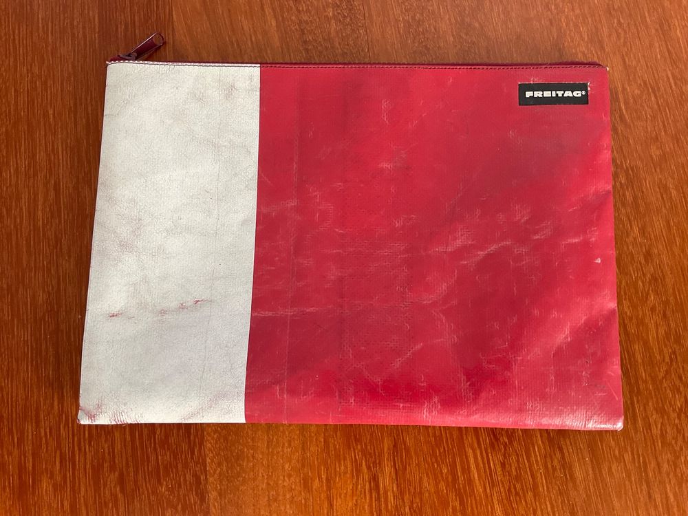 FREITAG LAPTOP HÜLLE (Gebraucht) in Muttenz für CHF 39 – mit Lieferung ...