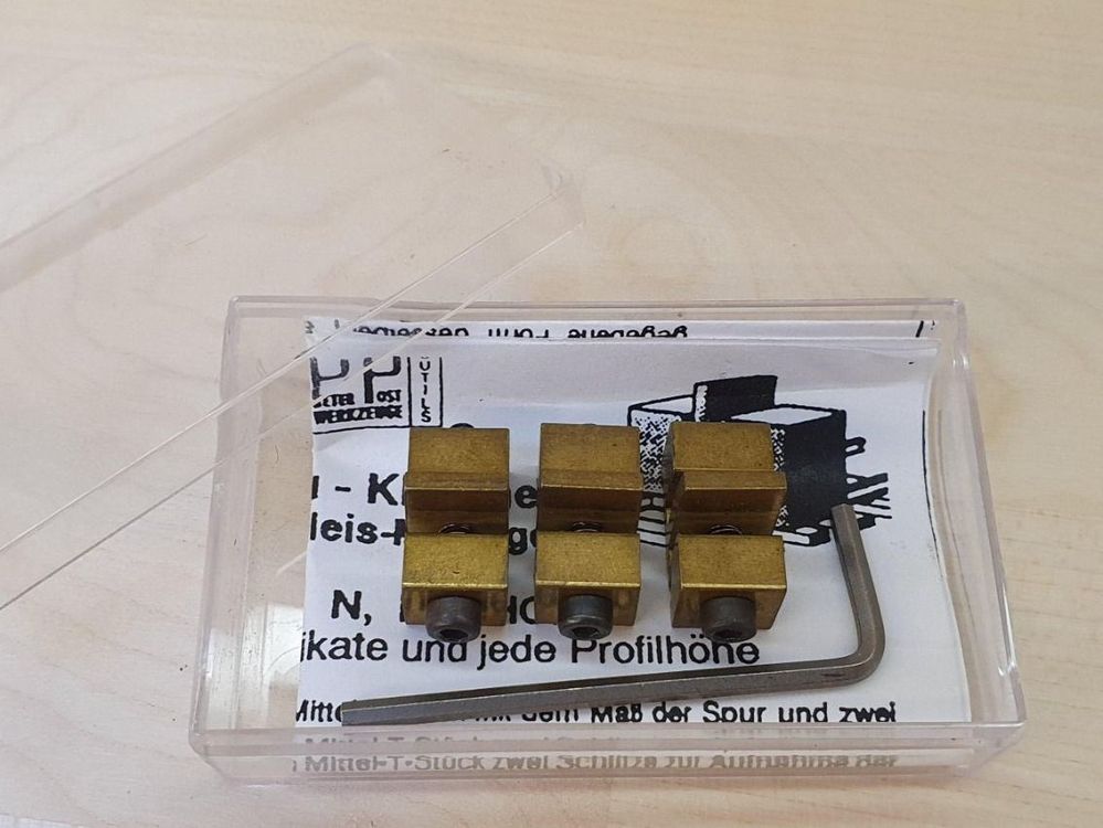 Gleisbau-Klammer N, HO, HOm Peter Post (Gebraucht) in Troistorrents für ...