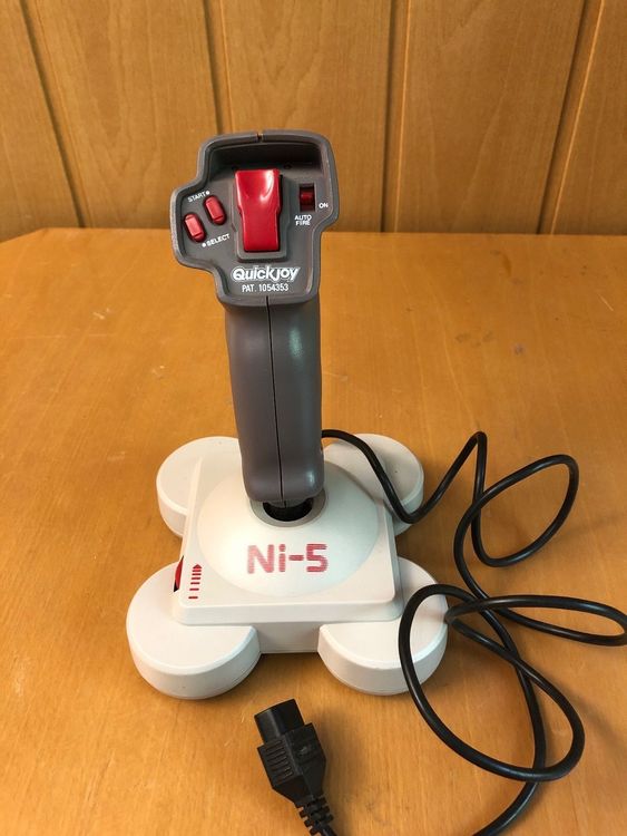 Nintendo NES Quickjoy (Gebraucht) in Ennetmoos für CHF 5 – mit ...