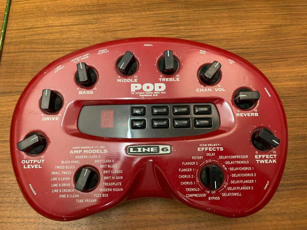 POD Guitar Amp Modeler Line 6 V2 (Gebraucht) in Chur für CHF 50 – mit ...