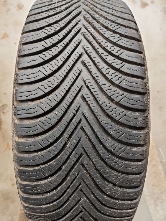 2 Stück Michelin Alpin 5 Winterreifen (Gebraucht) in Langenthal für CHF 1 – nur Abholung auf ...