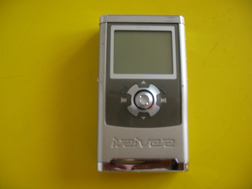 iRiver H120 - MP3, Ogg Vorbis, WM, WAV- Player | Kaufen auf Ricardo