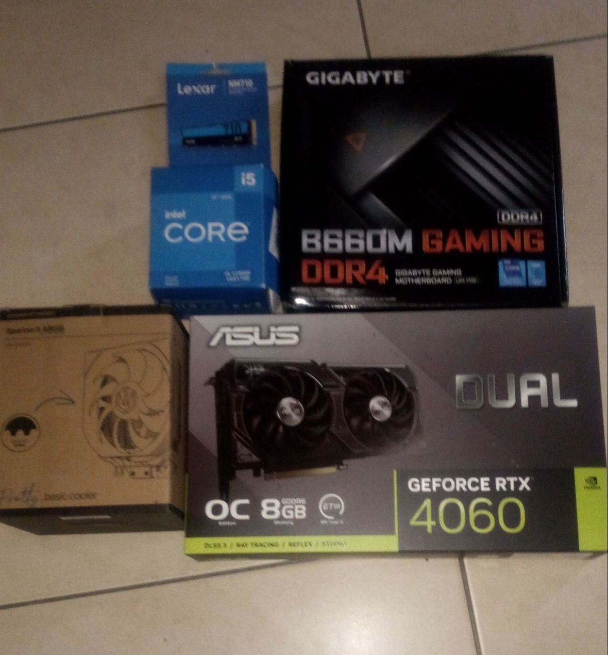 PC Gaming dans un boîtier Erazer ,I5 -12400F,composant neuf (Neuf (Voir ...