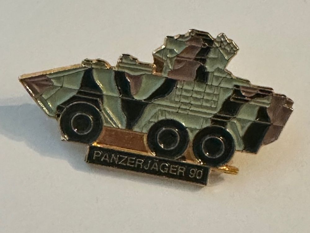 Panzerjäger Pin (Gebraucht) in Gutenswil für CHF 4 – mit Lieferung auf Ricardo kaufen