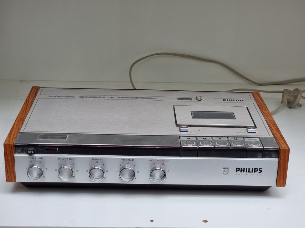 Philips N2400 tafelmodel cassette-recorder (1971) - Philips (Gebraucht ...
