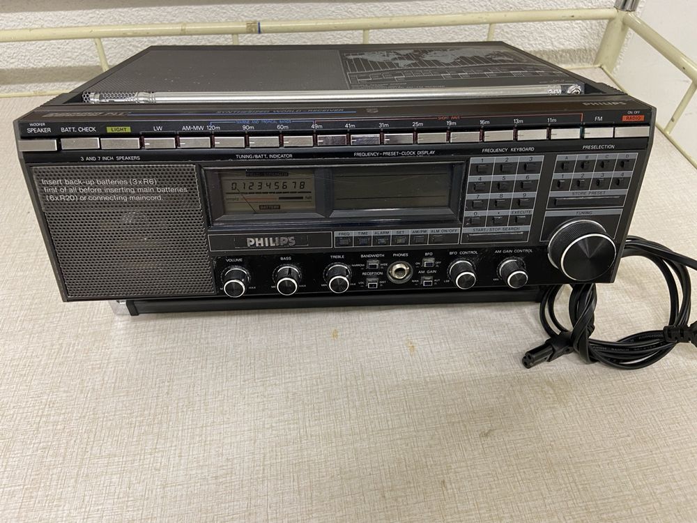 Philips D2999 Weltempfänger Radio Receiver Oldtimer Kult (Gebraucht) in ...