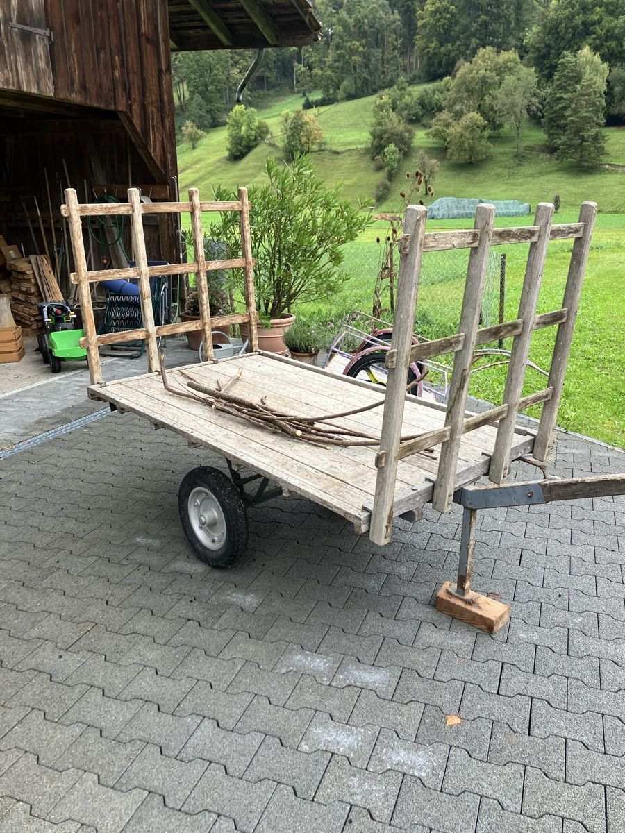 Holzwagen mit Gatter (Gebraucht) in Wila für CHF 50 – nur Abholung auf ...
