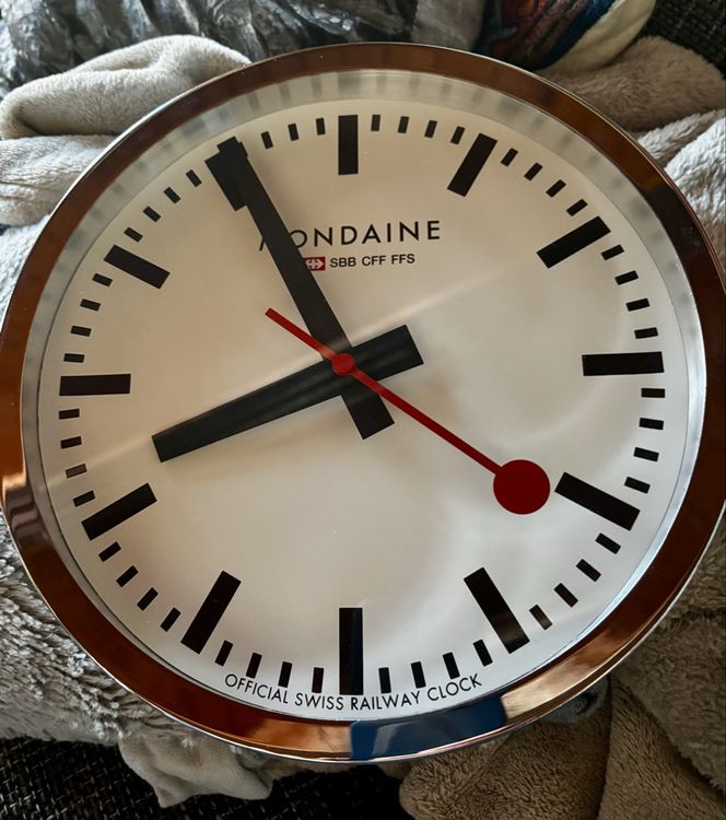 Horloge CFF Mondaine (Neu (gemäss Beschreibung)) in Estavayer Le Lac ...