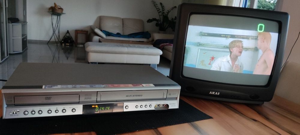 DVD und VHS-Videorecorder JVC HR-XV45 (Gebraucht) in Schongau für CHF ...