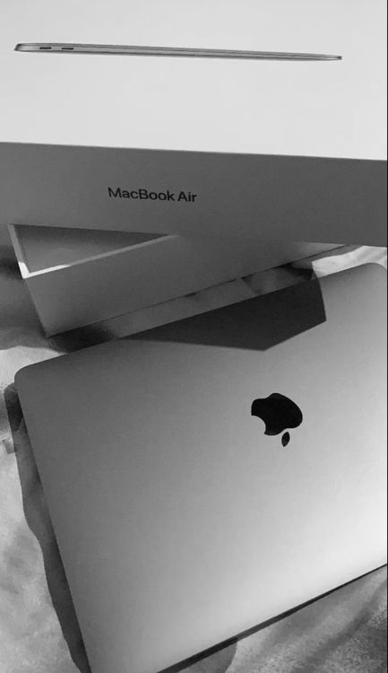 MacBook Air 13'' M1 2020 - 8Go RAM / 256 Go - Batterie 96% (Neu (gemäss ...