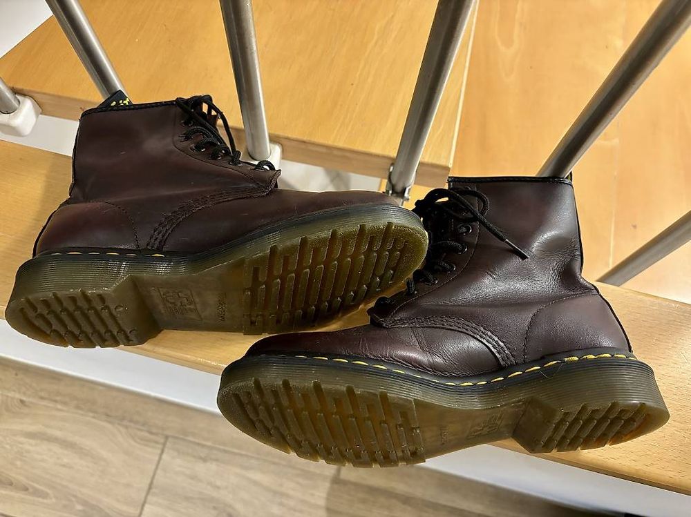 Doc Martens Air Wair bordeau 38 (Neu (gemäss Beschreibung)) in Perroy für CHF 110 – mit ...