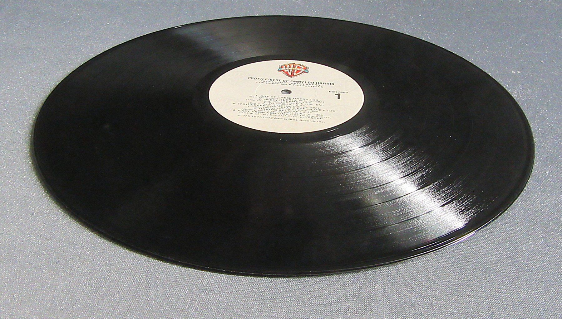 Profile - Best of Emmylou Harris - LP ab CHF 4.00 (Gebraucht) in ...