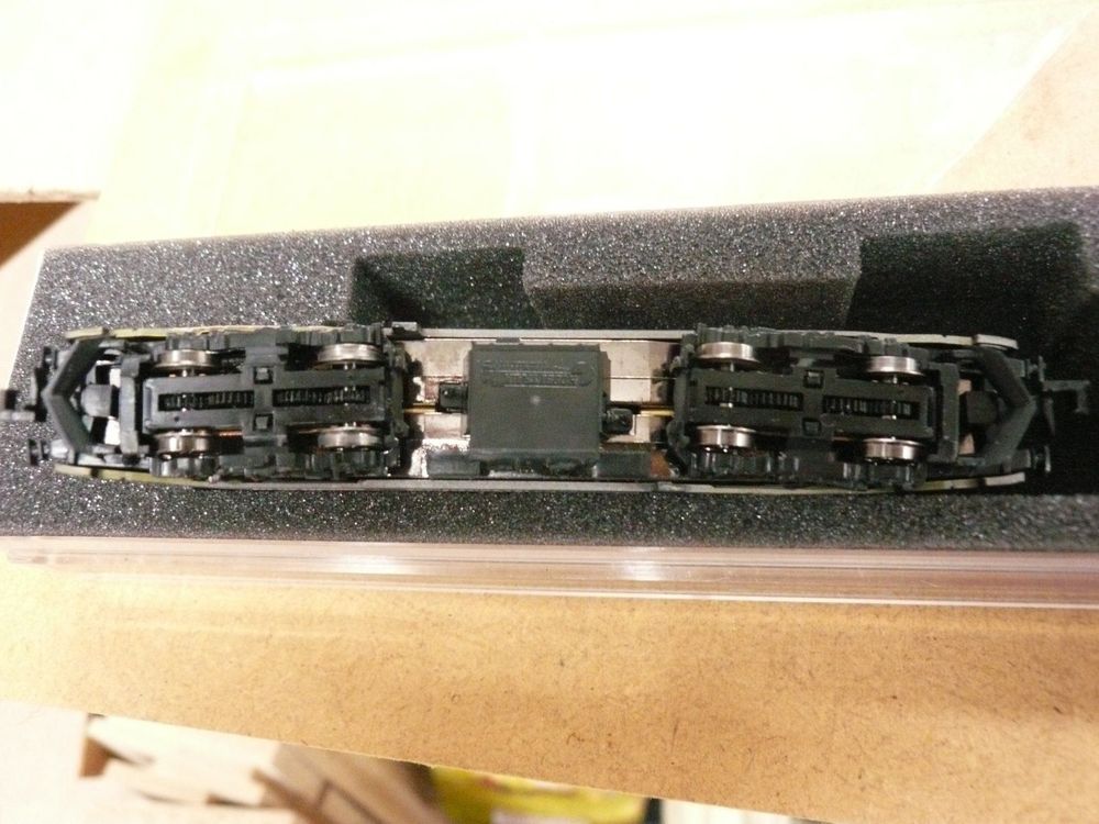 HOBBYTRAIN N BR 182 TAURUS TOBLERONE SCHWARTZ NEU UND OVP (Neu und ...