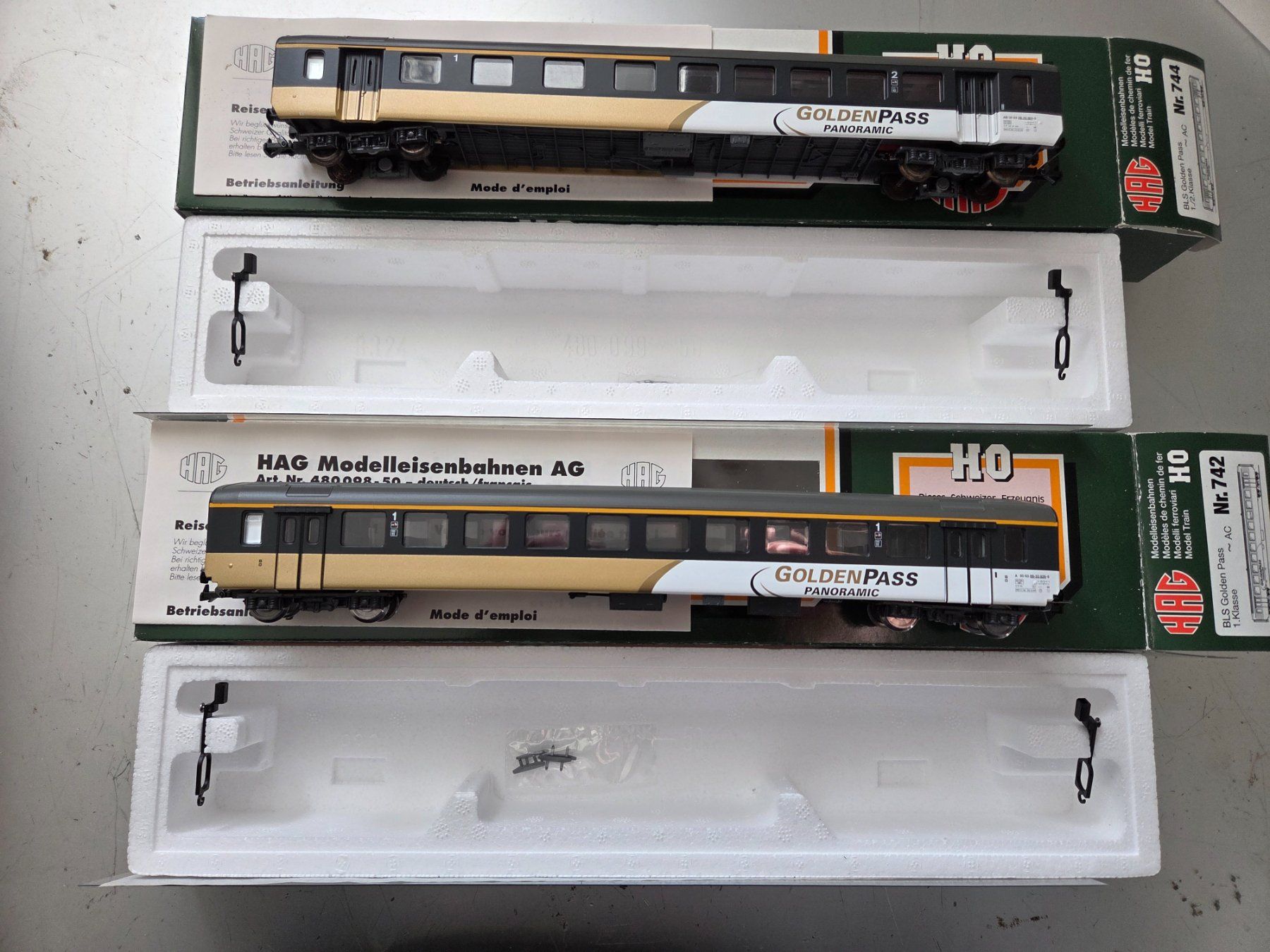 4 HAG BLS Golden Pass Personenwagen (Neu (gemäss Beschreibung)) in Lohn ...